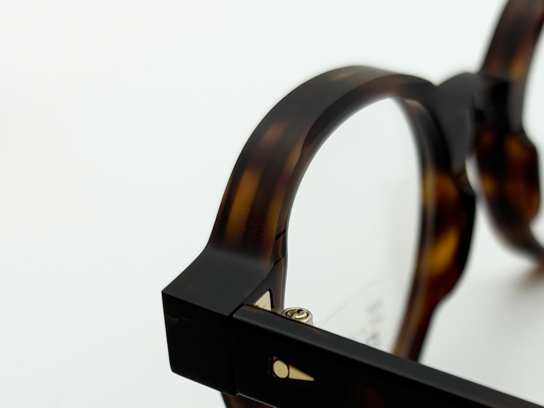 【新入荷】AHLEMからセルフレーム2型ご紹介『Saint Jacques』『Saint Georges』 | メガネ | 福岡・天神・北九州